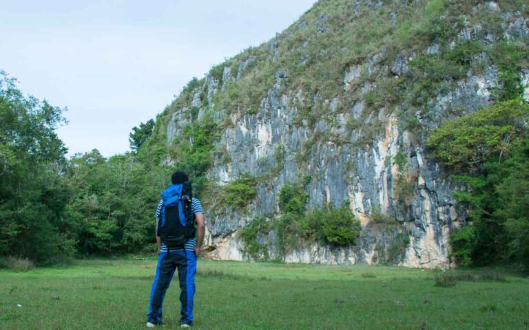 Breathtaking Journey: Ascending Kamanbaneng Peak & Kaman-Utek Hills ...